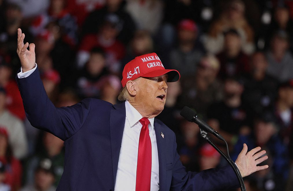 Ο Trump κερδίζει την Αριζόνα, σαρώνοντας και τα 7 swing states - fyi.news